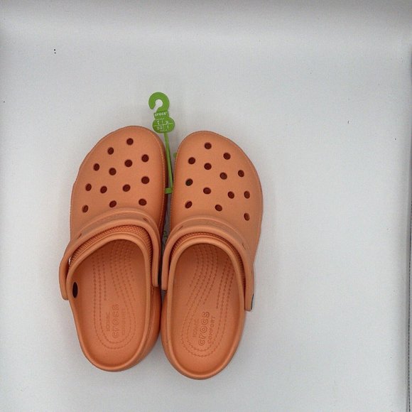 CROCS | Shoes | Crocs Classic Platform Clog In Papaya Sz W8 M6 New ...